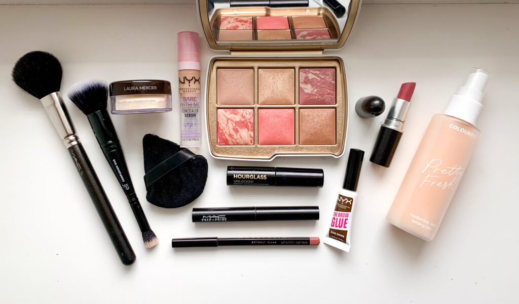 A Simple Everyday Makeup Routine in 10 Minutes – The Lipstick Habit